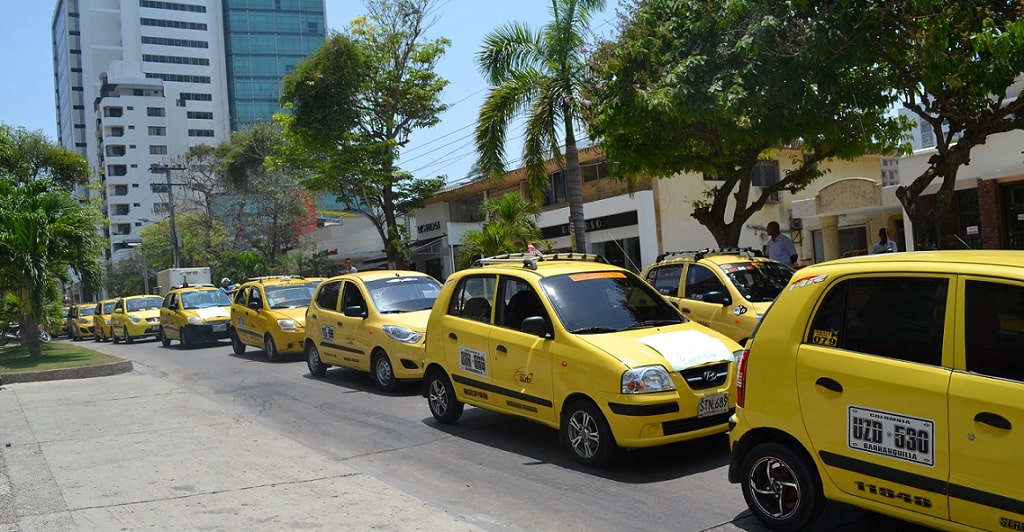 Reajustan tarifas para buses urbanos, Transmetro y taxis – Noticias ...